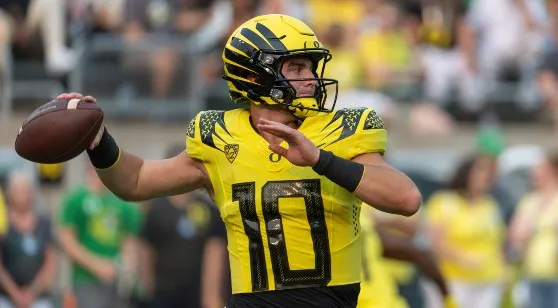 BYU vs. Oregon Picks, Predictions, Odds